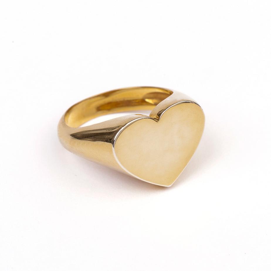 Julia Ring – DANS-LA-MAIN